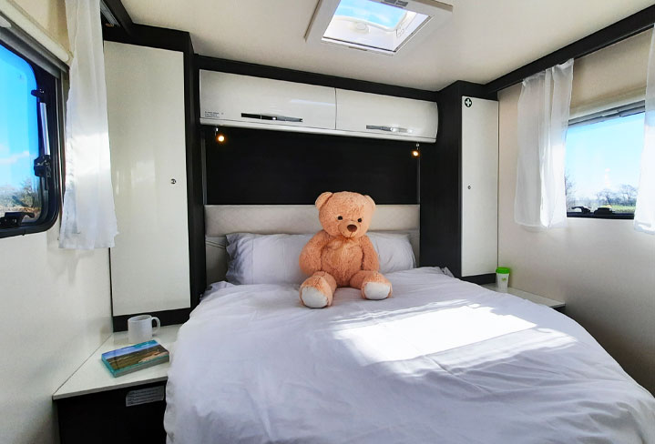Motorhomes with fixed and island beds | LandCruise Motorhome Hire