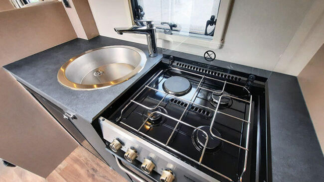 Edge 464 Motorhome For Hire | LandCruise Rentals UK